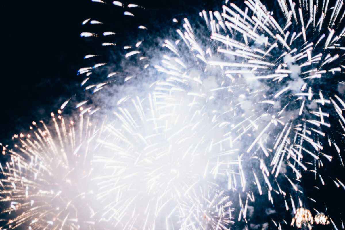 How Cold Sparks Elevate Your Event